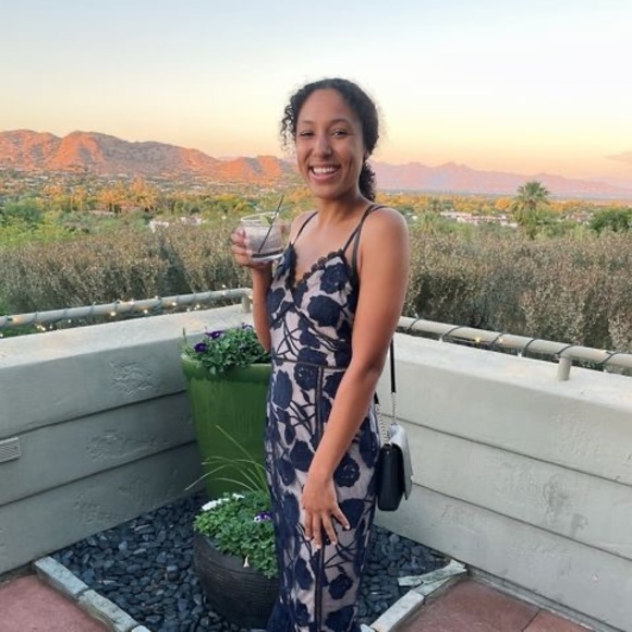 Alexis' Closet (@alexisfrey) | Poshmark